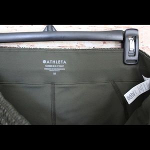 Athleta | Pants & Jumpsuits | Athleta Rainier 2 In Tights In Ancient ...